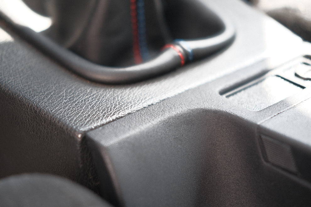 E30 x E46 centre console – 89 Retros